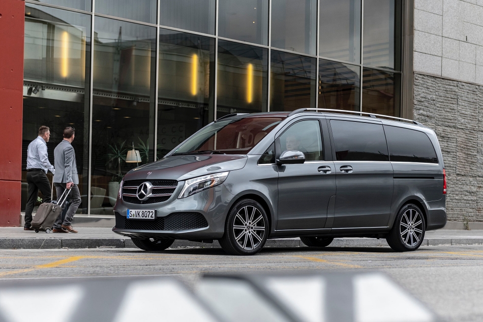 動力升級、追加V300d長軸版，M-Benz V-Class小改款國內下週發表 | 汽車專家