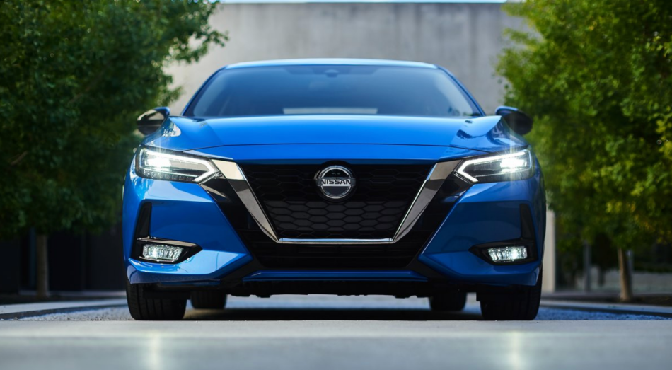 全新 B18 Nissan Sentra 洛杉磯車展發表，後軸導入獨立懸吊、全車系標配 10 氣囊以及 Safety Shield 360 ...