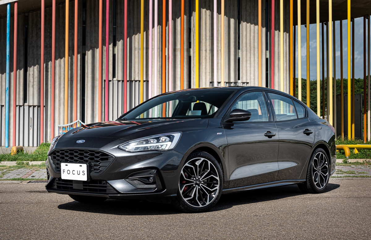 focus 四門 st line – TFB77