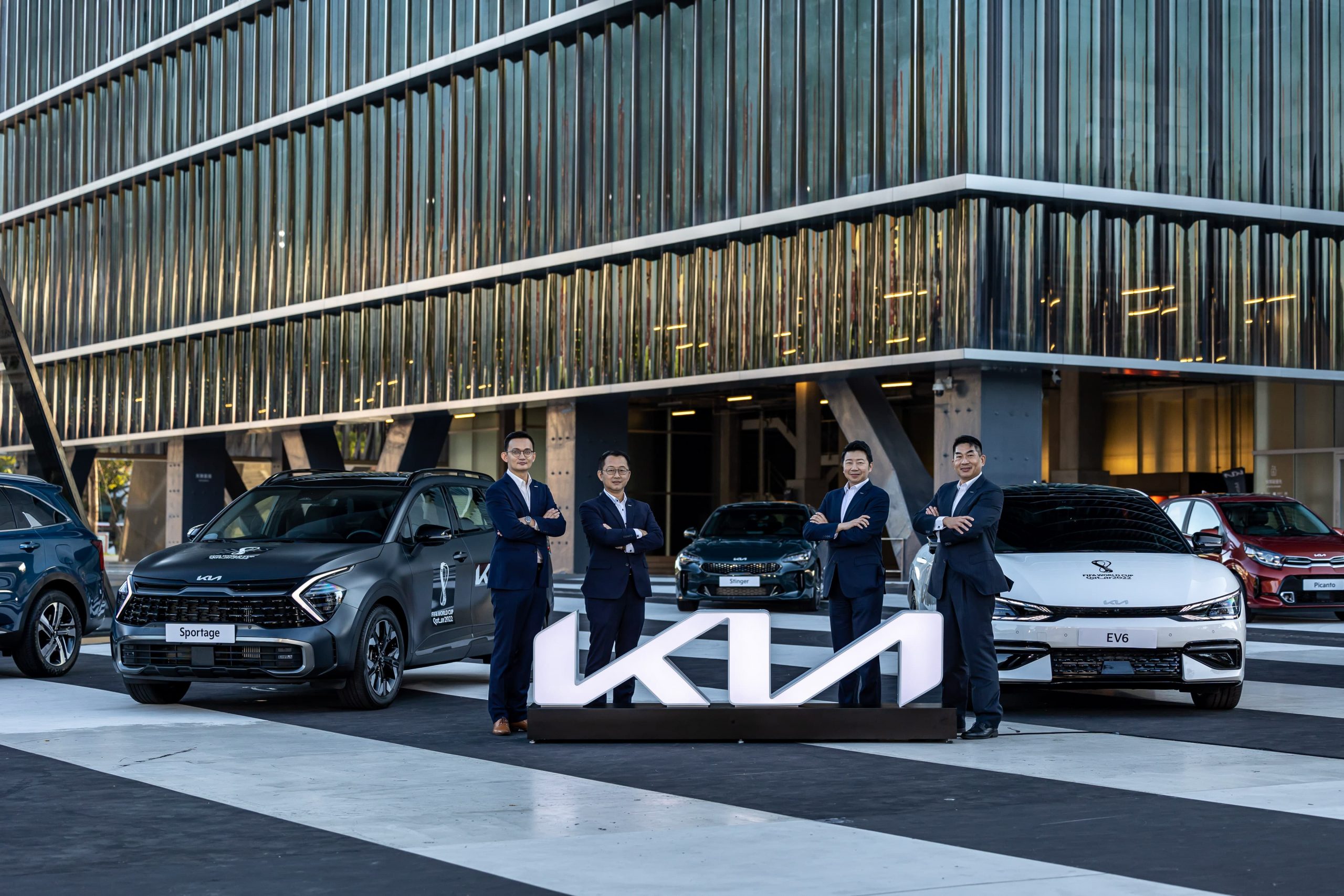 Kia Inspiration Day 發表全新品牌藍圖 宣告 2023 年導入頂級豪華旗艦休旅 Kia EV9 領軍一系列新能源車款，為永續 ...