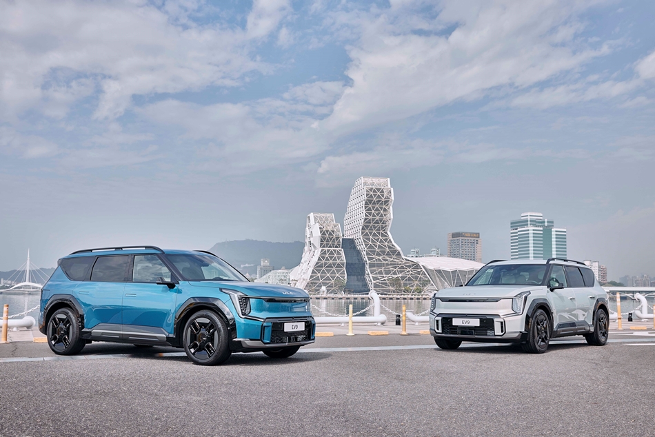 The Kia EV9純電智慧旗艦LSUV屢獲國際大獎 勇奪2024「世界年度風雲車」、iF設計「金質獎」最高殊榮！ | 汽車專家